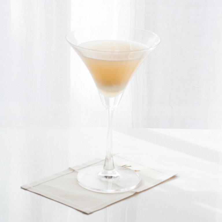 Bangkok Lychee Lotus Cocktail